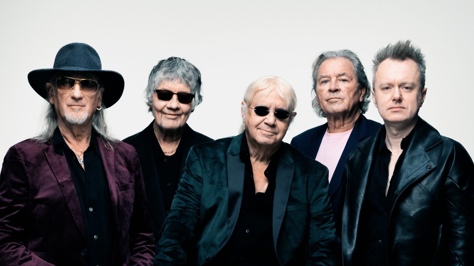 =1 out now – Deep Purple